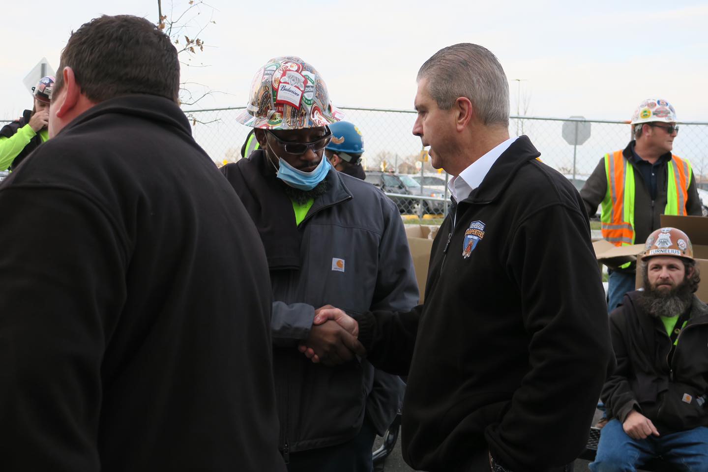 EST Perinar Meets with Members, Hands Out Shirts – Mid-America ...